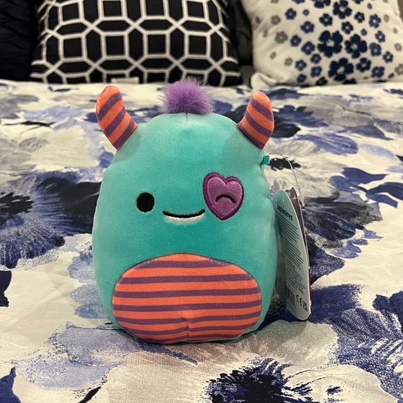 Squishmallows | Toys | Squishmallows Leon The Monster Valentines Day 5 ...